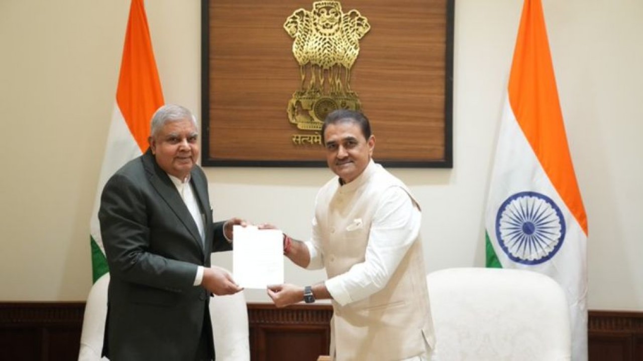 Prafull Patel Resigns: एनसीपी नेता प्रफुल्ल पटेल ने राज्यसभा से दिया ...