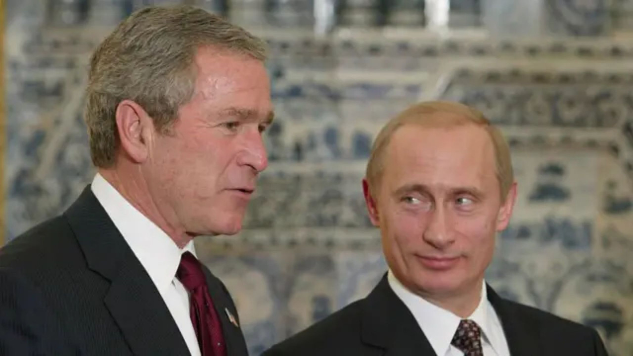 पाकिस्तान के परमाणु कार्यक्रम पर पुतिन ने 24 साल पहले जताई और चिंता ...